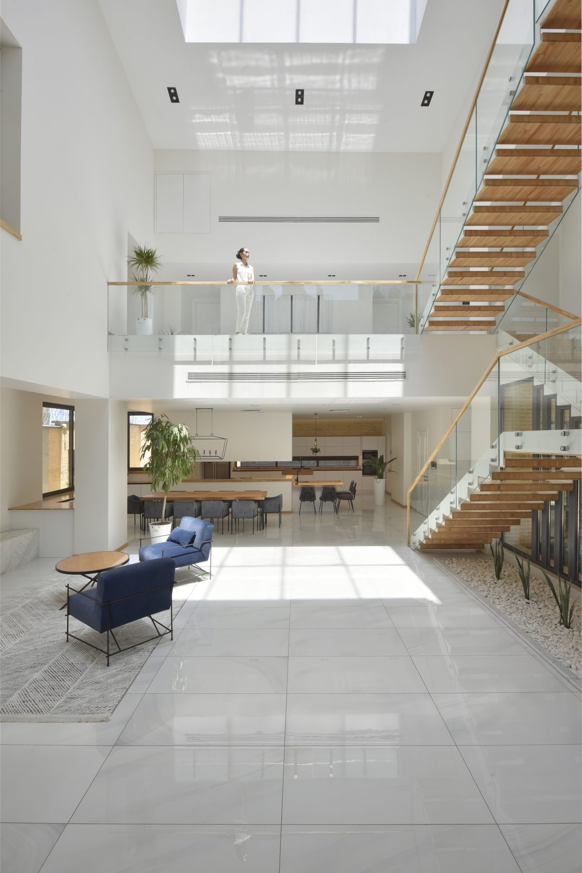 Interspace - Kav Architects